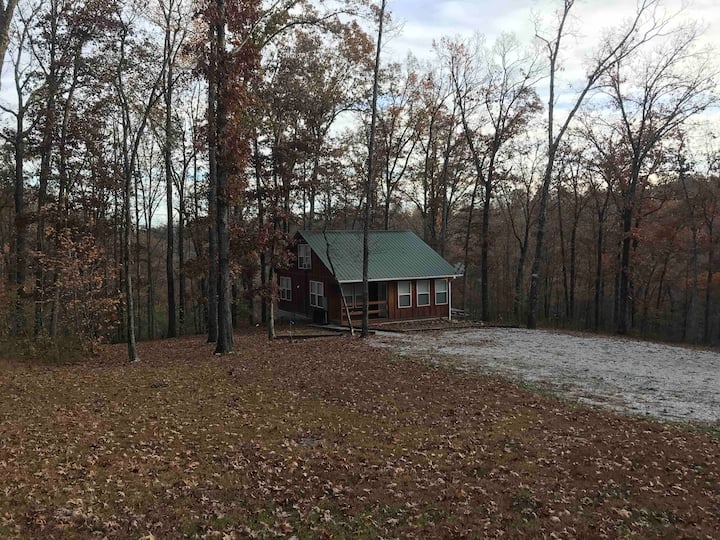 Pruitt Mountaintop Cabin Rental - Jasper, AR