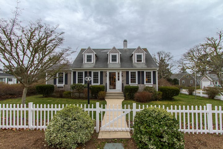 Lovely! 4bed 3baths Walk To Beach Dennisport - Mayflower Beach, Dennis