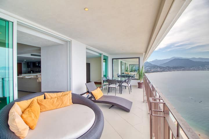 "Oceania” - Puerto Vallarta