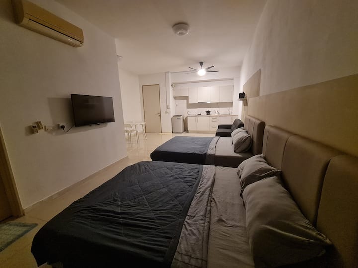 Family Suite Greenfield  Near Paradigm (Netflix) - Skudai