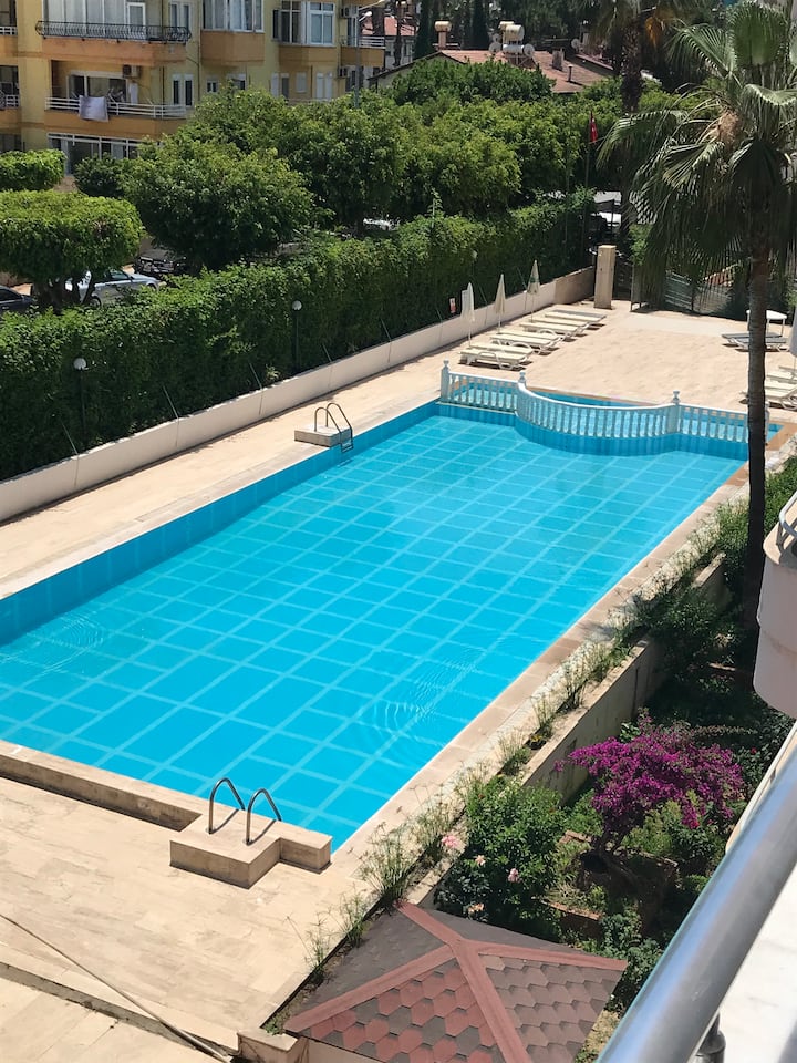2+1 Flat In Complex With Pool, 200mt From The Sea - Alanya
