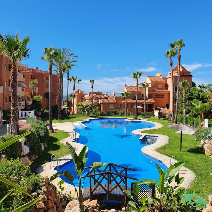 Atico Con Solarium Y Vistas Al Mar - Marbella