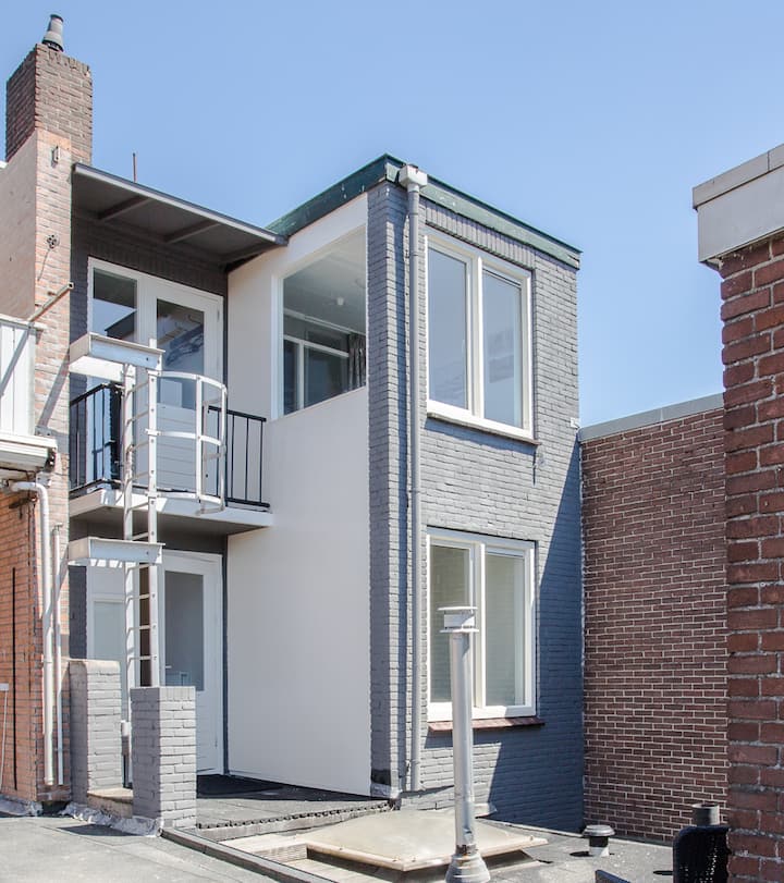 6bdrm, 8 Beds Near A-dam + Tata - Wijk aan Zee