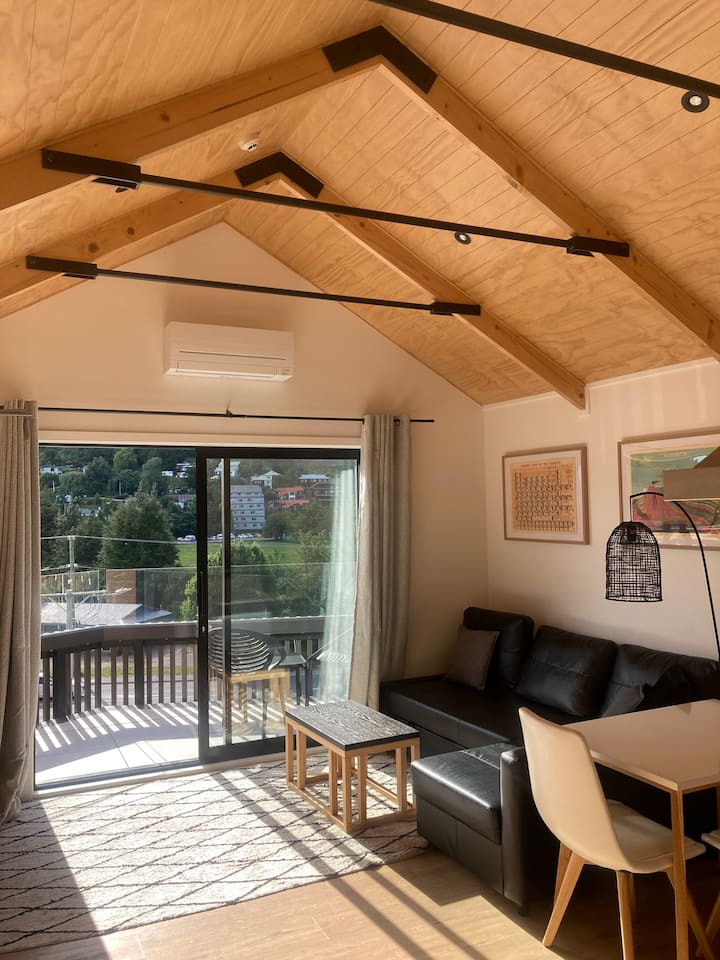 Alex Apt-convenient, Close 2 Town, Free Parking! - Queenstown