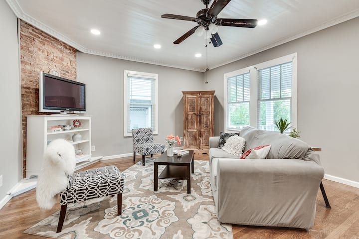 Lovely Southern Charm In The Heart Of The City - Atlanta, GA