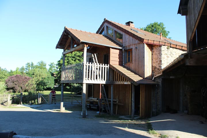 Ferme Equestre La Chevauchée Gite 13 Personnes - Guéret