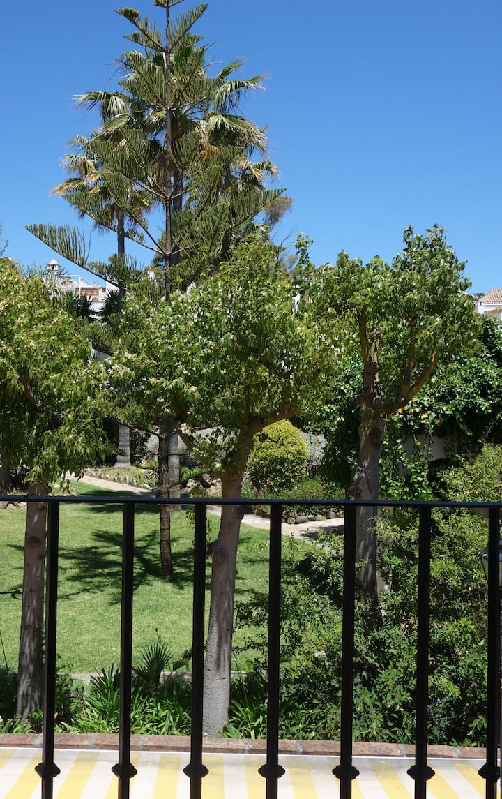 Spacious House, Very Close To The Beach, Sea View - Marbella