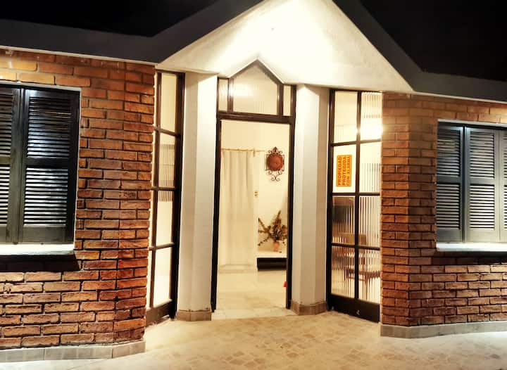 Casa En Termas Del Dayman, Exelente Ubicación. - Termas del Daymán