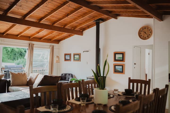 Raglan Hui Hale - Raglan