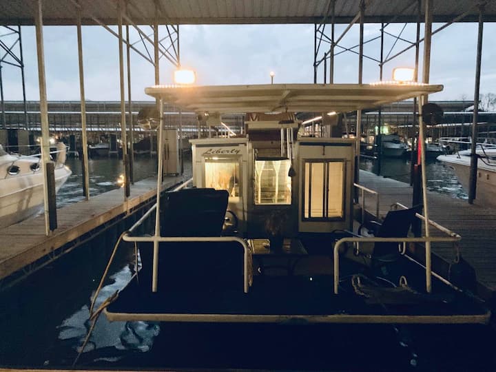 Houseboat Close To Downtown Nashville - Mount Juliet, TN