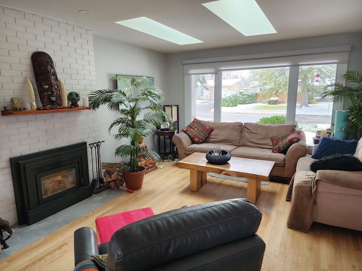 Casa Del Chill - Kanata