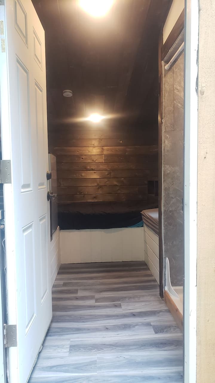 Tiny Home - Quiet Neighborhood - Seward, AK