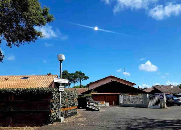 Villa Patio Centrale Entre Plage Et Ville - Capbreton