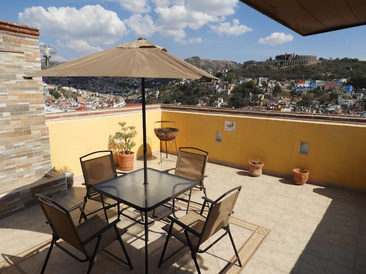 "La Lotería" House With Rooftop Terrace - Guanajuato