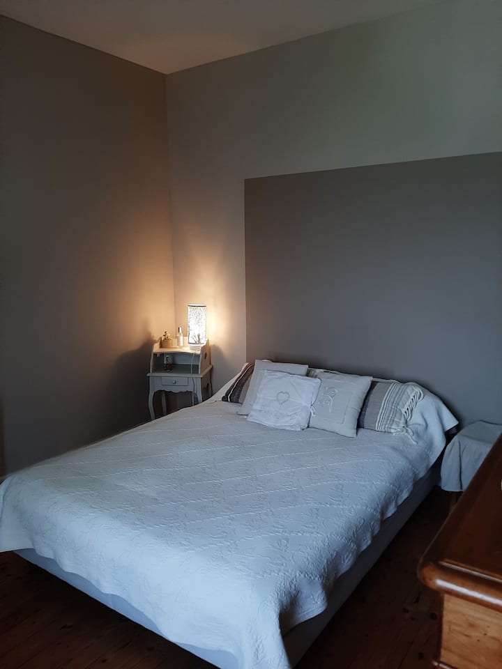 Chambre Avec Vue Sur Le Jardin Et Le Château - Saint-Vincent-sur-Jard