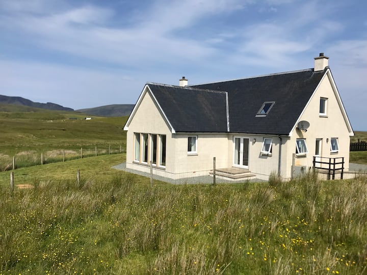 Trotternish Ridge View Cottage - Skye