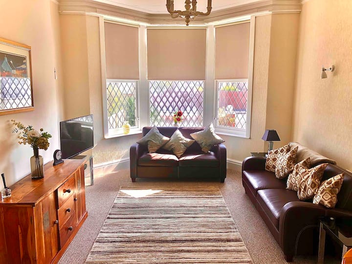 St. Annes Dunes, Huge 2 Beds, Wetroom (Sleeps 6) - Blackpool