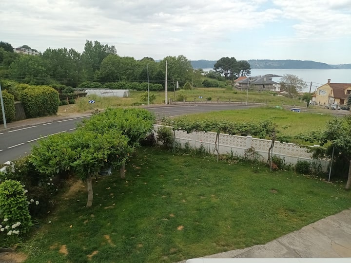 Piso Al Lado De La Playa, Bajo - Ares