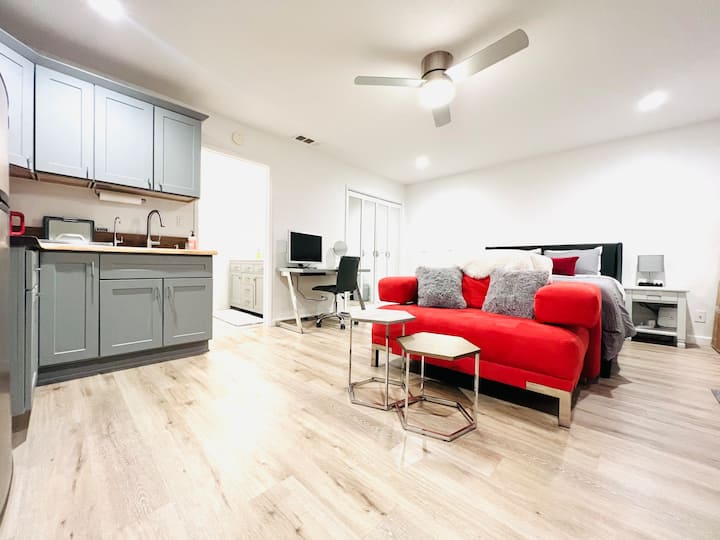 Ocean Channel Island Mt. Bird Views Along Trail - Ventura, CA