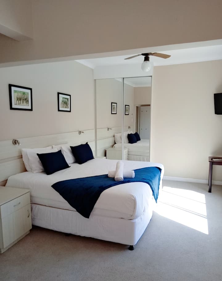 Singatha Guesthouse & Conference Centre. - Durban