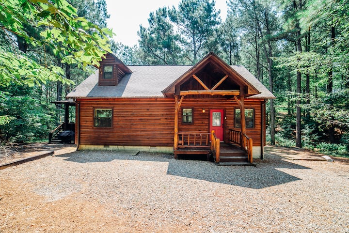 Bella Notte Is Located On Private Wooded Acreage - 布羅肯鮑