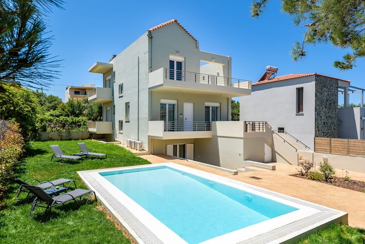 Sp Villa Chania - ハニア