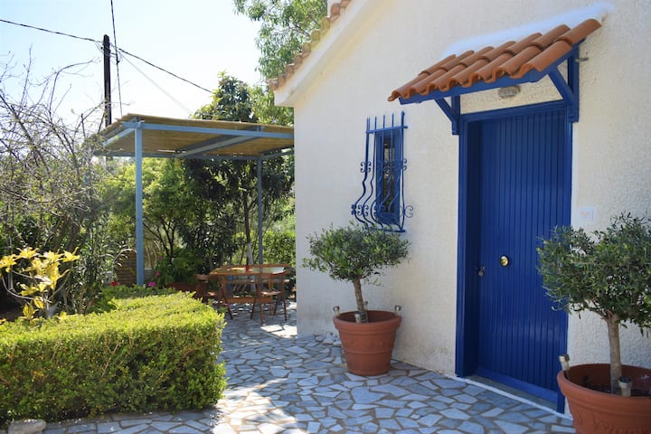 Avia Vacation Rentals & Homes - Greece | Airbnb