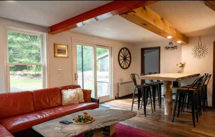 Adirondack Home With Hot Tub/sauna 8min From Gore - Gore Mountain, NY