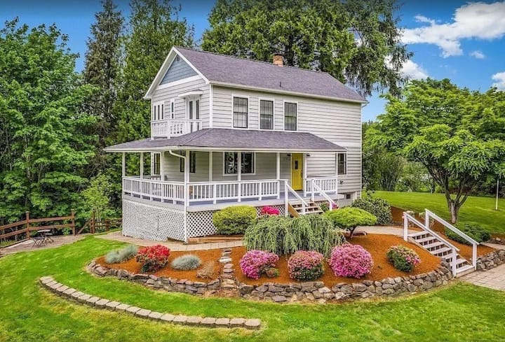 Simply Unforgettable On 1+ Acre...  More 5-stars! - Bothell, WA