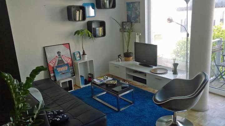 Ideal Für Köln-besucher: Apartment Bei Medienmeile - Cologne