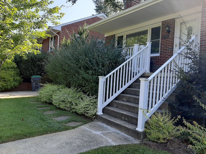 Family-friendly Home; Walk To Uva, Park For Free. - Charlottesville, VA