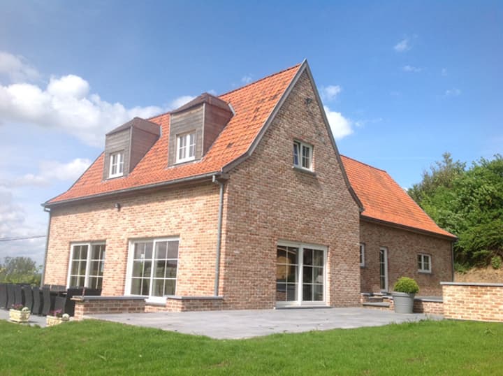Woning  Bij Wendy Met 5 Badkamers Tot 12 Personen - Ronse