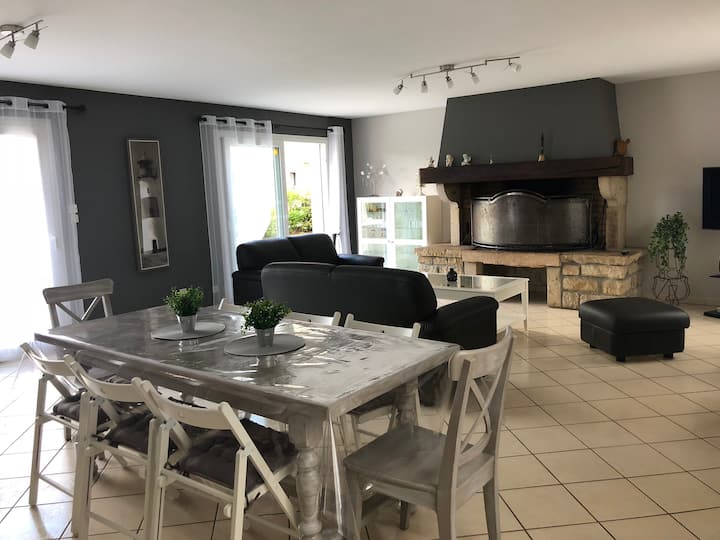 Maison A Proximité De Beaune, 10 Personnes - Beaune