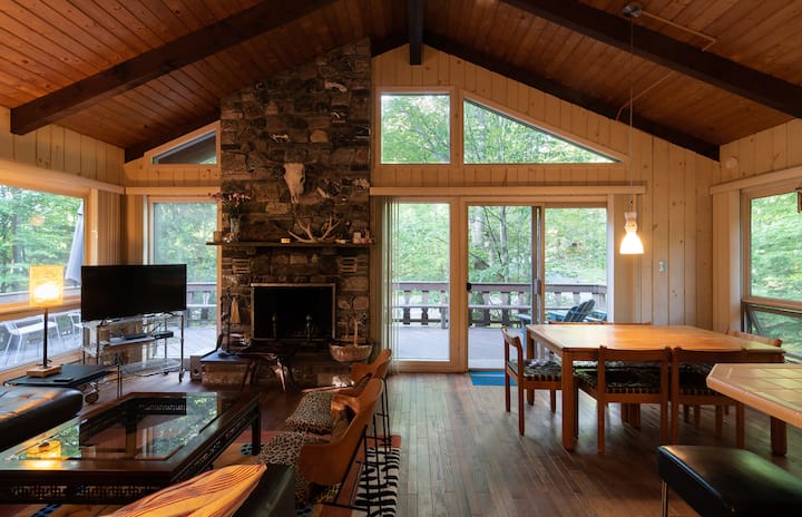 Windham Immaculate Ski Chalet W / Awesome Fire Pit - Windham, NY