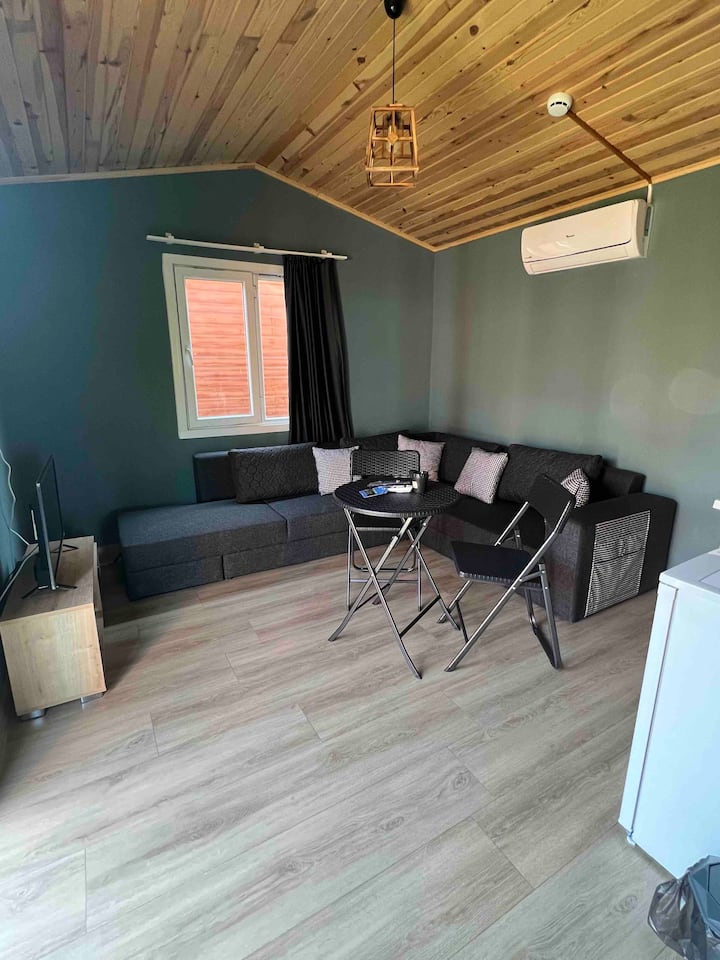 1 Bedroom With Secret Garden Next To Beach / 1 - Antalya