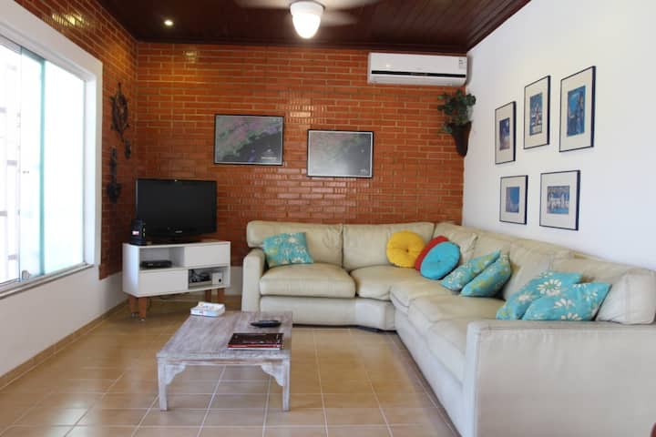 Ubatuba, Casa Charmosa, A 90 Mt Do Mar Na P.grande - Ubatuba