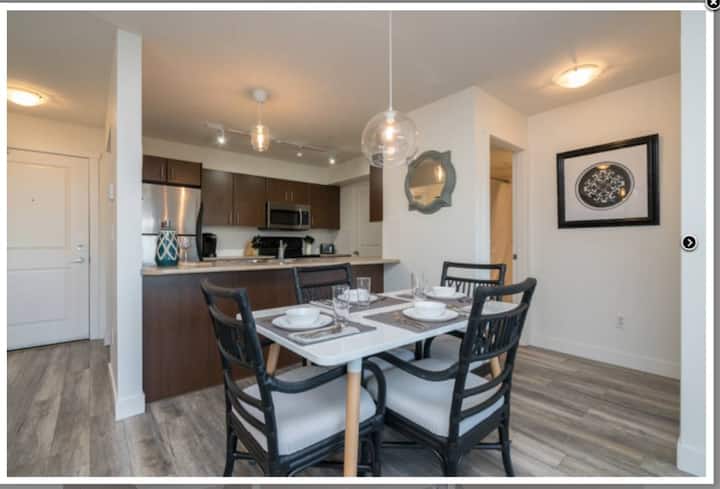 Beautiful Furnished 2 Bedroom Condo With Views! - Chilliwack