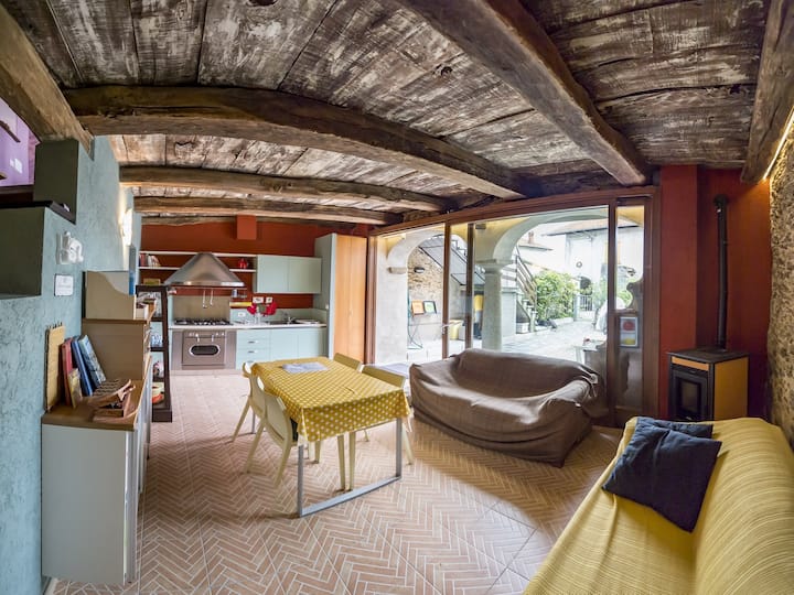 Orta Lake. Angelica Holidays Home - Lake Maggiore