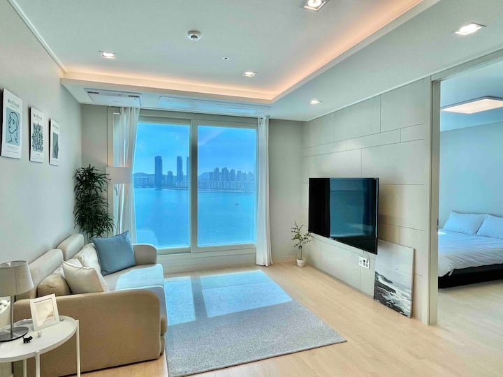 #신축#오픈특가#후기이벤트#청결보장#호텔급환경#최대6인 - Busan