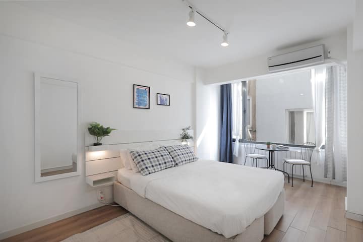 New! Stunning 3br Flat Located In The Heart Of Ist - Istanbul