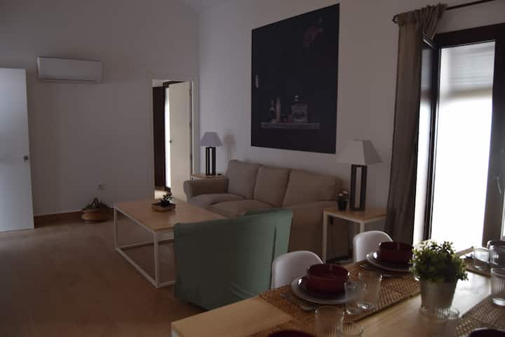 Nuevo, Cómodo Y Bien Ubicado - Sevilla