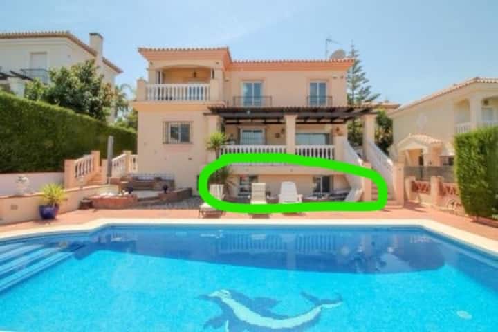 Magnificent Apartment With Access To A Huge Pool - Coín