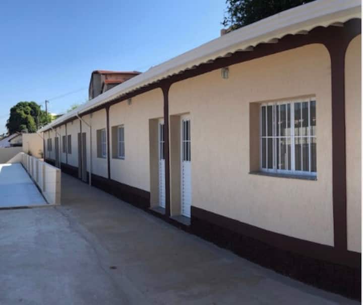 Casa Agradável (5) No Centro Com Estacionamento - Bragança Paulista