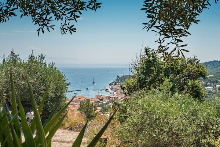 Origano Hill - Paxos