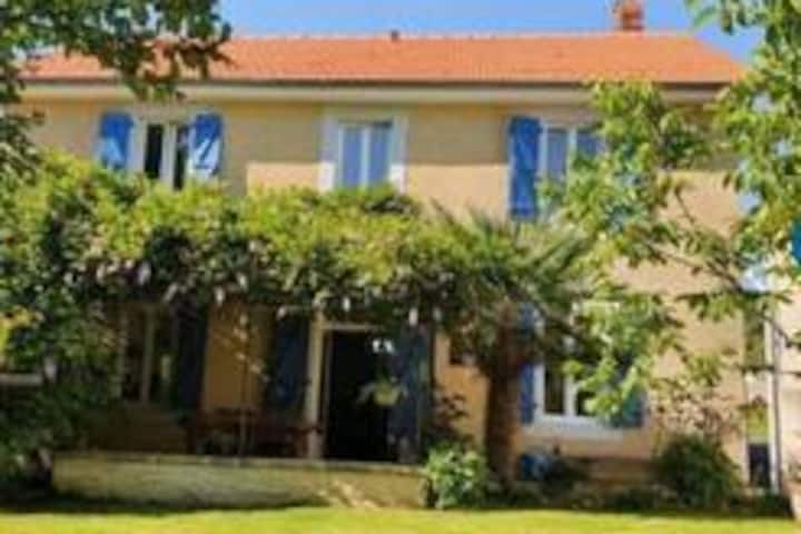 Maison De Vacances Dans Les Pyrénées - Tarbes