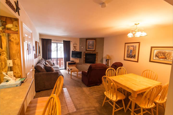 11b - 3 Bedroom 1 3/4 Bath - Red River, NM