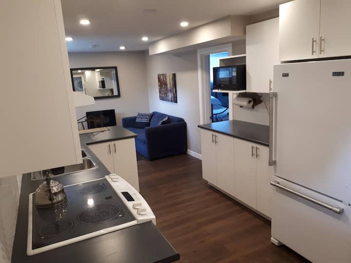 Fairfield Island Suite - Chilliwack