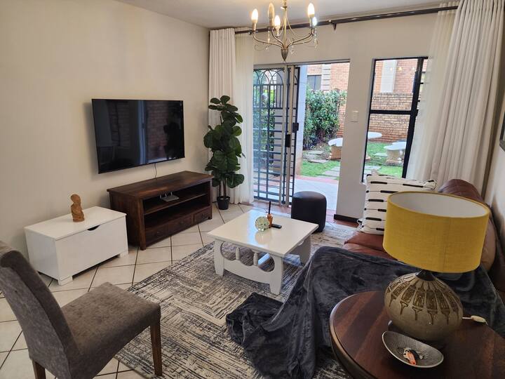 2a -No Load Shedding, 2bed 2bath, Private Garden - Centurion