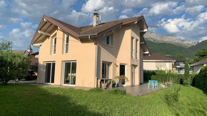 Maison Avec Grand Jardin Au Pied Des Montagnes - Annecy