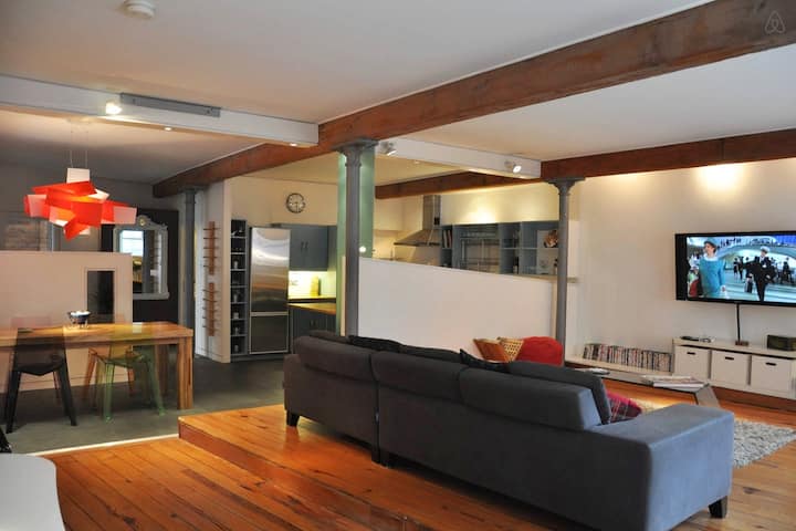 Deansgate Unique 2 Bed Loft Apartment Free Parking - Manchester
